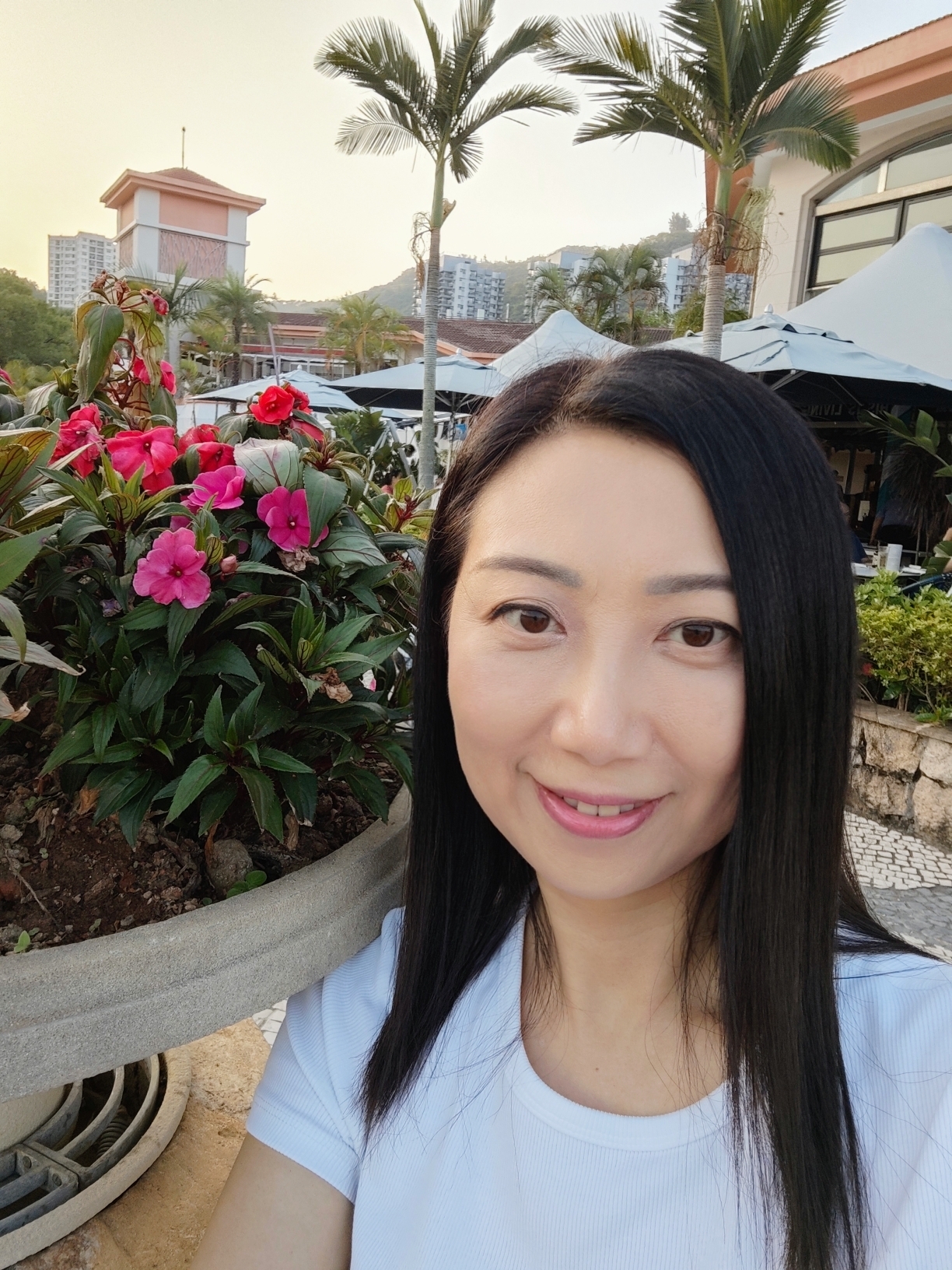 Artist Listing – ARTRACX Curator